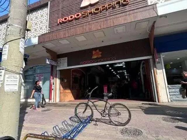 Conj. Comercial / Sala para Locação em São Gonçalo/RJ Centro