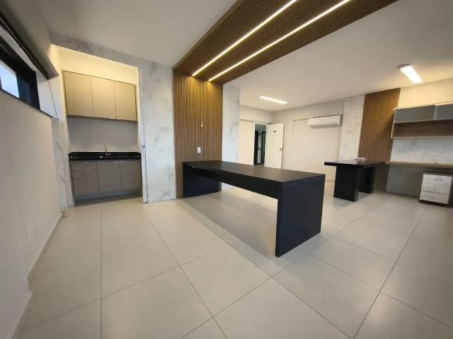 Conj. Comercial / Sala para Locação em São José do Rio Preto/SP Centro