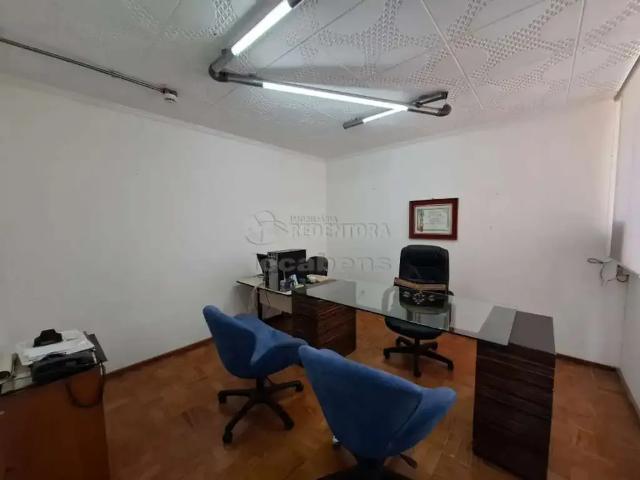 Conj. Comercial / Sala para Locação em São José do Rio Preto/SP Centro