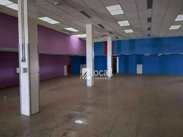 Conj. Comercial / Sala para Locação em São José do Rio Preto/SP Centro