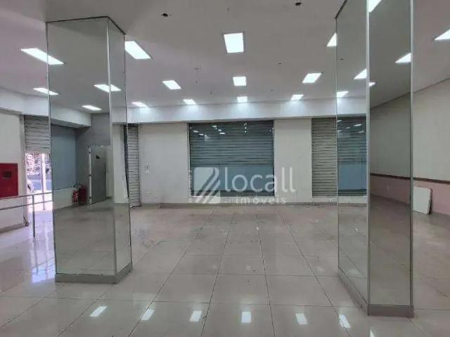 Conj. Comercial / Sala para Locação em São José do Rio Preto/SP Centro