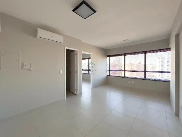 Conj. Comercial / Sala para Locação em São José do Rio Preto/SP Centro