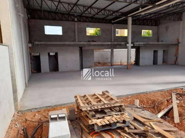 Conj. Comercial / Sala para Locação em São José do Rio Preto/SP Centro