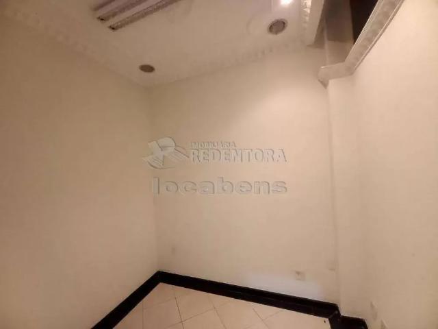 Conj. Comercial / Sala para Locação em São José do Rio Preto/SP Centro 3 Quartos