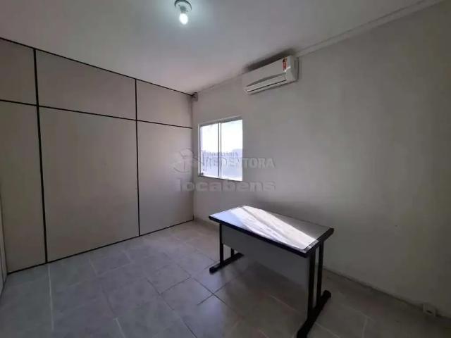 Conj. Comercial / Sala para Locação em São José do Rio Preto/SP Universitário