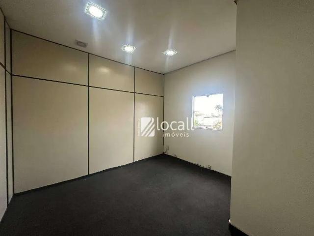 Conj. Comercial / Sala para Locação em São José do Rio Preto/SP Universitário