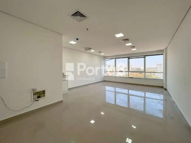 Conj. Comercial / Sala para Locação em São José do Rio Preto/SP Vila São José