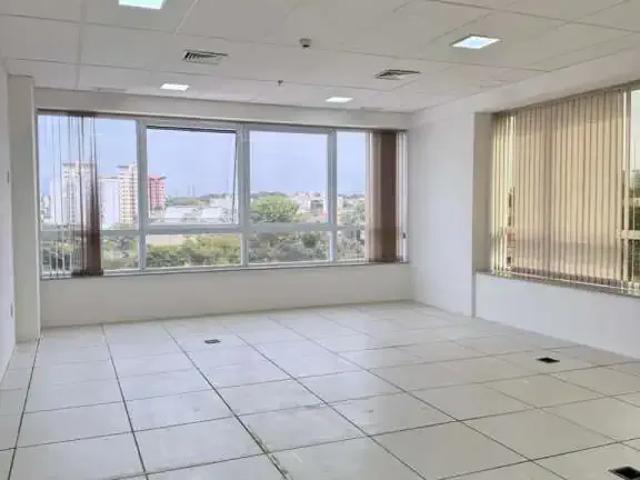 Conj. Comercial / Sala para Locação em São José do Rio Preto/SP Vila São José