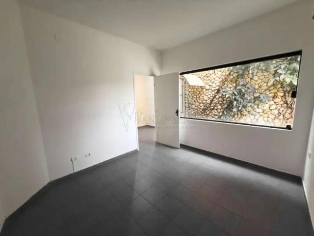Conj. Comercial / Sala para Locação em São José dos Campos/SP Vila Rubi