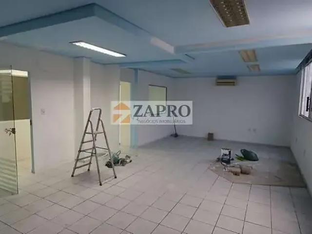 Conj. Comercial / Sala para Locação em São José dos Campos/SP Centro