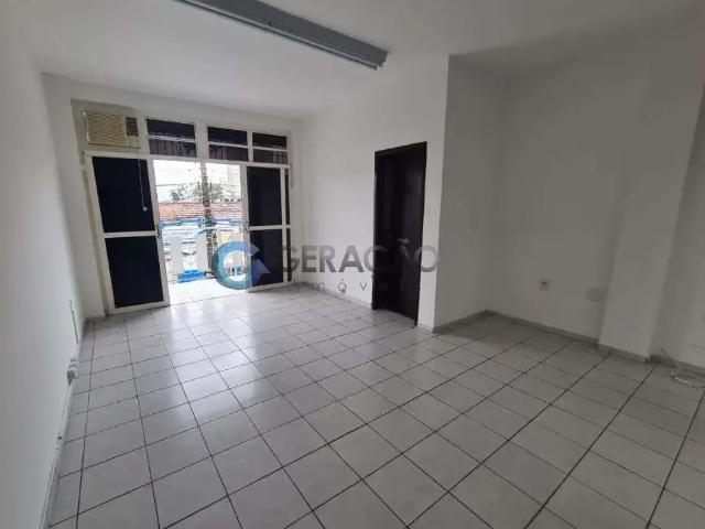 Conj. Comercial / Sala para Locação em São José dos Campos/SP Centro