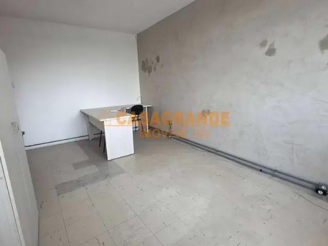Conj. Comercial / Sala para Locação em São José dos Campos/SP Centro