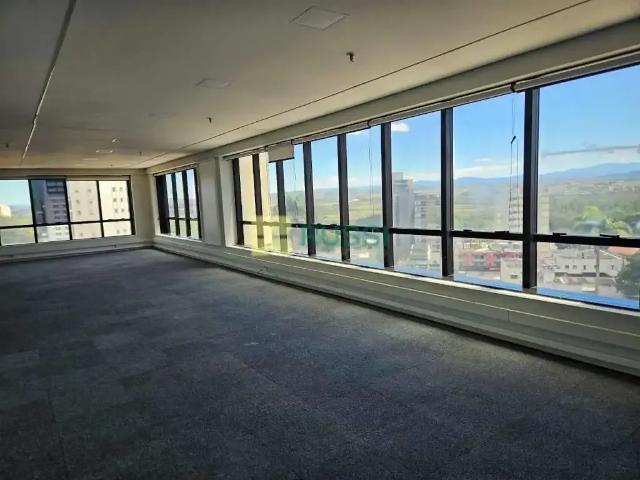 Conj. Comercial / Sala para Locação em São José dos Campos/SP Centro