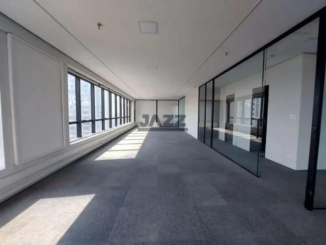 Conj. Comercial / Sala para Locação em São José dos Campos/SP Centro