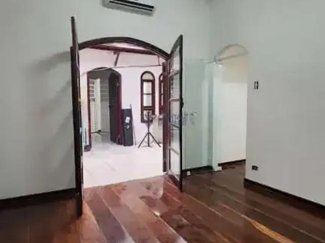 Conj. Comercial / Sala para Locação em São José dos Campos/SP Centro