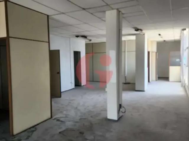 Conj. Comercial / Sala para Locação em São José dos Campos/SP Centro