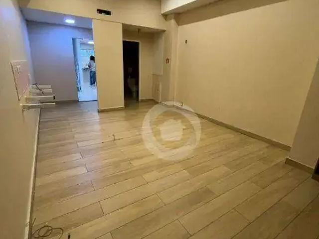 Conj. Comercial / Sala para Locação em São José dos Campos/SP Centro