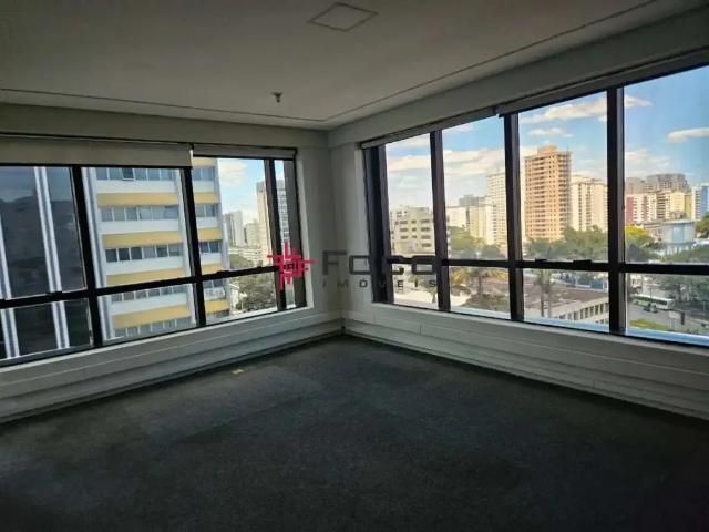 Conj. Comercial / Sala para Locação em São José dos Campos/SP Centro