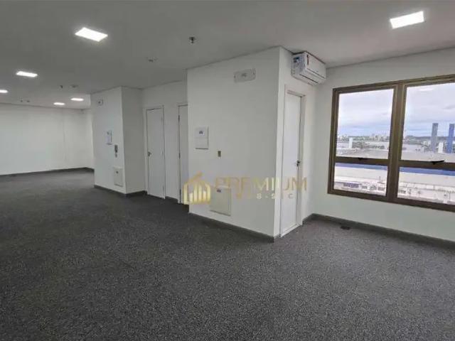 Conj. Comercial / Sala para Locação em São José dos Campos/SP Condomínio Royal Park