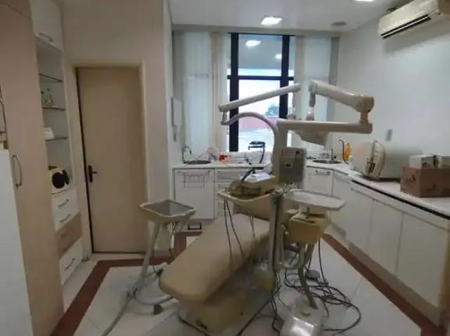 Conj. Comercial / Sala para Locação em São José dos Campos/SP Floradas de São José