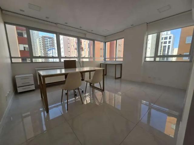 Conj. Comercial / Sala para Locação em São José dos Campos/SP Jardim Aquárius