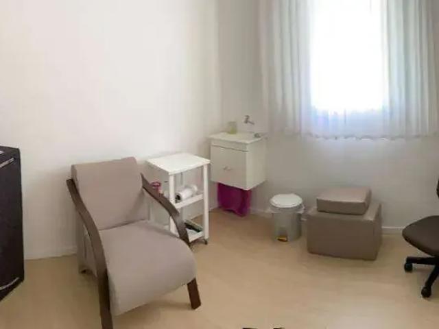 Conj. Comercial / Sala para Locação em São José dos Campos/SP Jardim das Indústrias