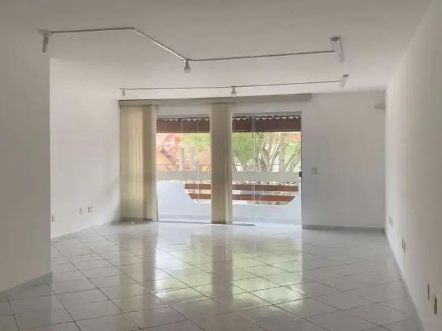 Conj. Comercial / Sala para Locação em São José dos Campos/SP Jardim das Indústrias