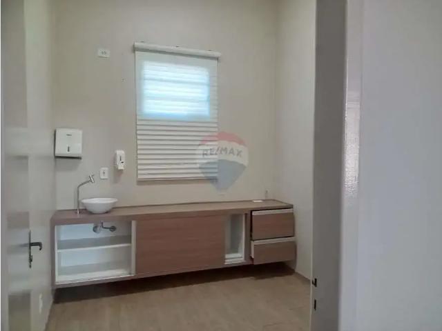 Conj. Comercial / Sala para Locação em São José dos Campos/SP Jardim Satélite
