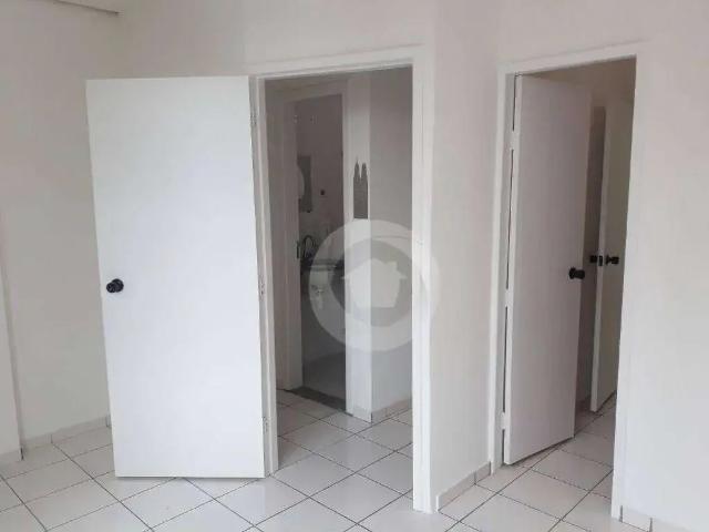 Conj. Comercial / Sala para Locação em São José dos Campos/SP Parque Residencial Aquarius