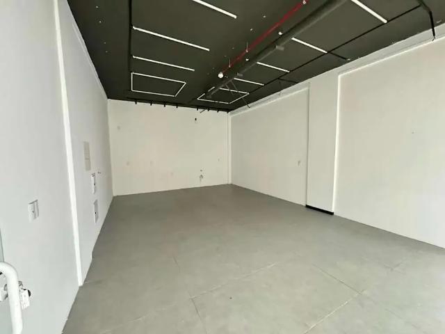 Conj. Comercial / Sala para Locação em São José/SC Campinas
