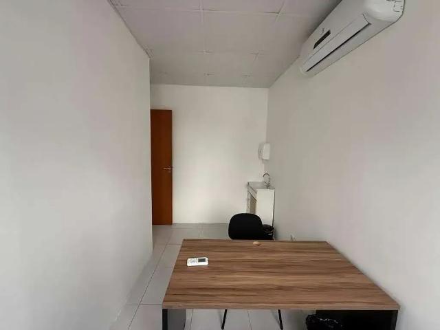 Conj. Comercial / Sala para Locação em São José/SC Campinas
