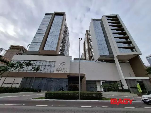 Conj. Comercial / Sala para Locação em São José/SC Campinas