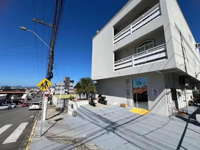 Conj. Comercial / Sala para Locação em São José/SC Bela Vista