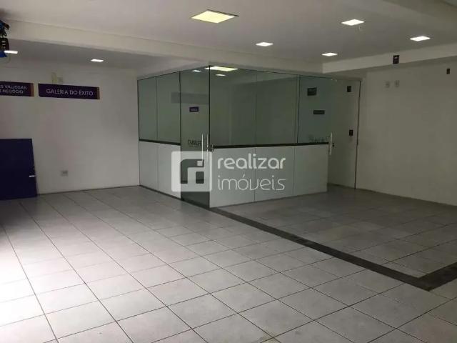 Conj. Comercial / Sala para Locação em São José/SC Kobrasol