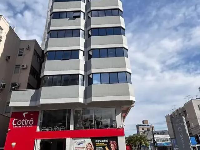 Conj. Comercial / Sala para Locação em São José/SC Kobrasol