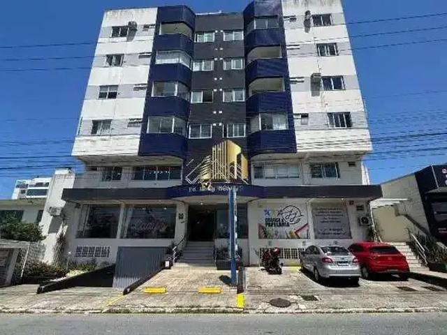 Conj. Comercial / Sala para Locação em São José/SC Praia Comprida