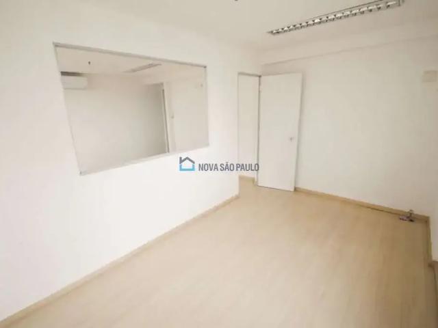 Conj. Comercial / Sala para Locação em São Paulo/SP Mirandópolis