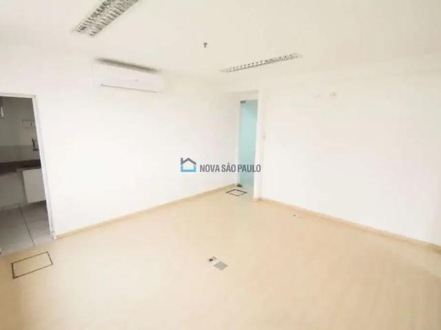 Conj. Comercial / Sala para Locação em São Paulo/SP Mirandópolis