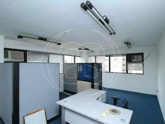 Conj. Comercial / Sala para Locação em São Paulo/SP Moema