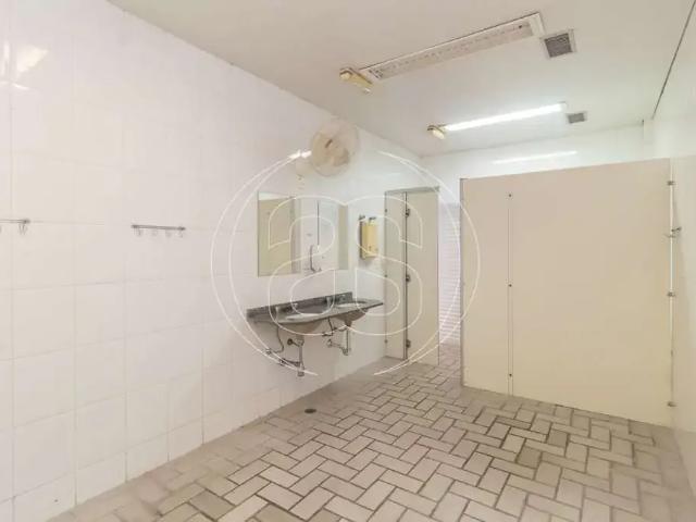 Conj. Comercial / Sala para Locação em São Paulo/SP Moema