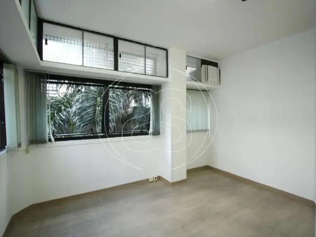 Conj. Comercial / Sala para Locação em São Paulo/SP Moema