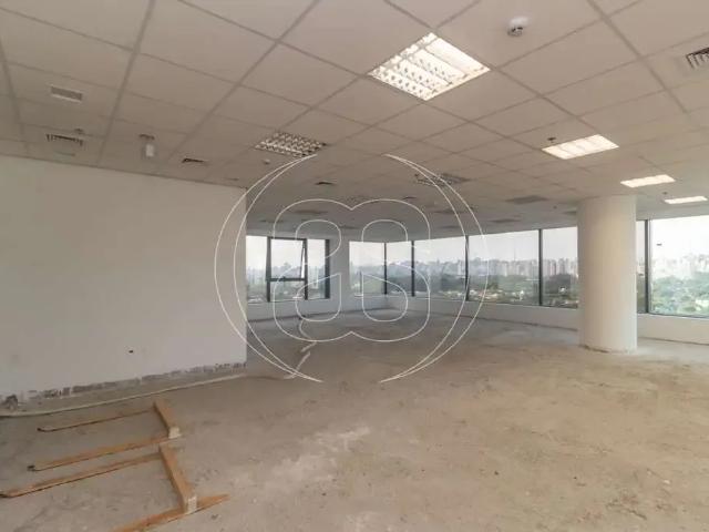 Conj. Comercial / Sala para Locação em São Paulo/SP Moema