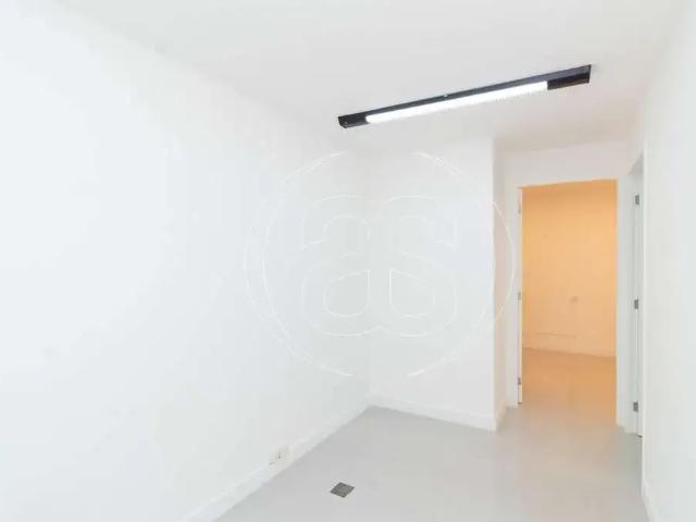 Conj. Comercial / Sala para Locação em São Paulo/SP Moema