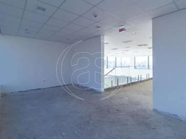 Conj. Comercial / Sala para Locação em São Paulo/SP Moema