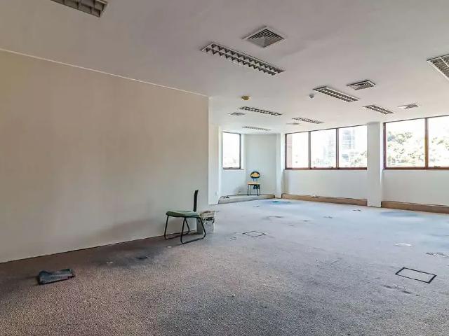Conj. Comercial / Sala para Locação em São Paulo/SP Morumbi