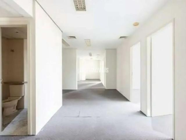 Conj. Comercial / Sala para Locação em São Paulo/SP Morumbi
