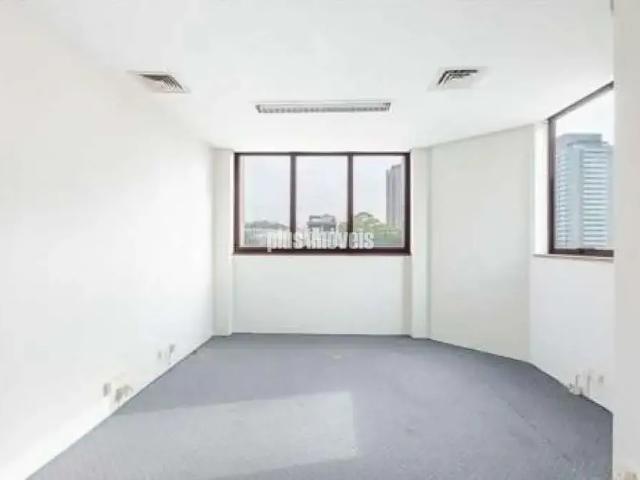 Conj. Comercial / Sala para Locação em São Paulo/SP Morumbi