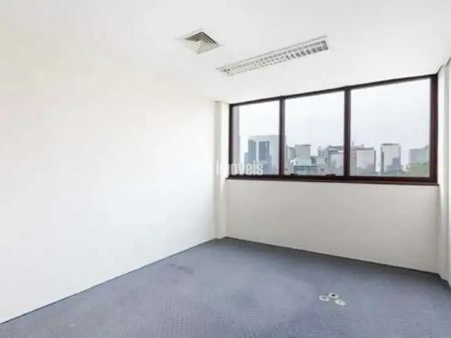 Conj. Comercial / Sala para Locação em São Paulo/SP Morumbi