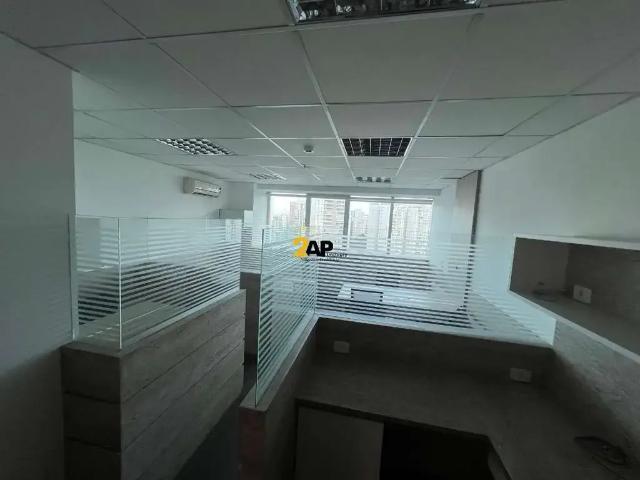 Conj. Comercial / Sala para Locação em São Paulo/SP Morumbi