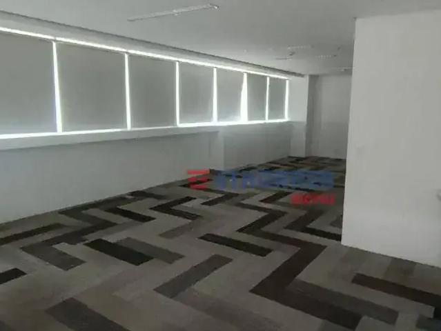 Conj. Comercial / Sala para Locação em São Paulo/SP Morumbi